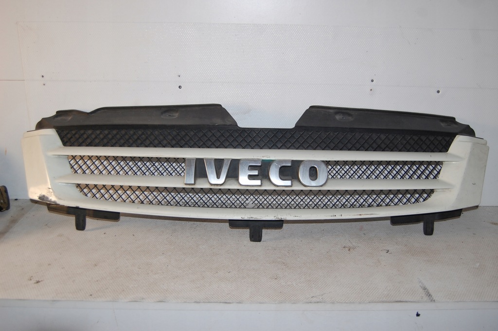 IVECO DAILY 4 IV GRILL ATRAPA 38028010135 - 13006524260 - oficjalne ...