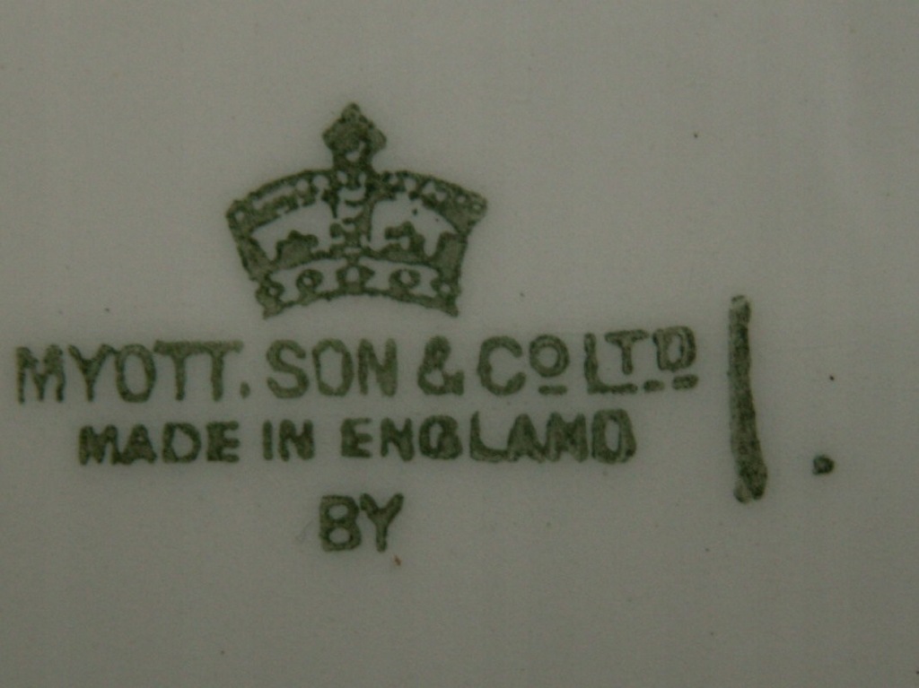 Купить Англия MYOTT- СТАФФОРДШИР тарелка: отзывы, фото и характеристики на Aredi.ru (8093401187)