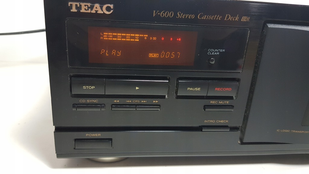 Купить Кассетный магнитофон DECK Teac V600: отзывы, фото и ...