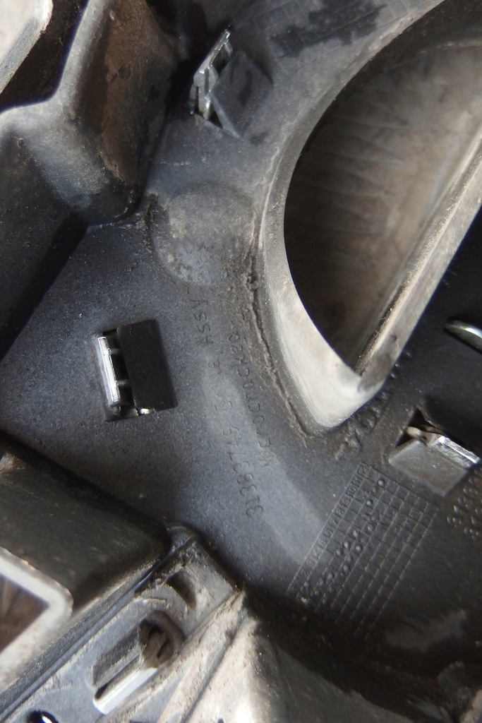 VOLVO S60 V60 LIFT GRIL ATRAPA 31333834 31383749 - 7787274003 ...