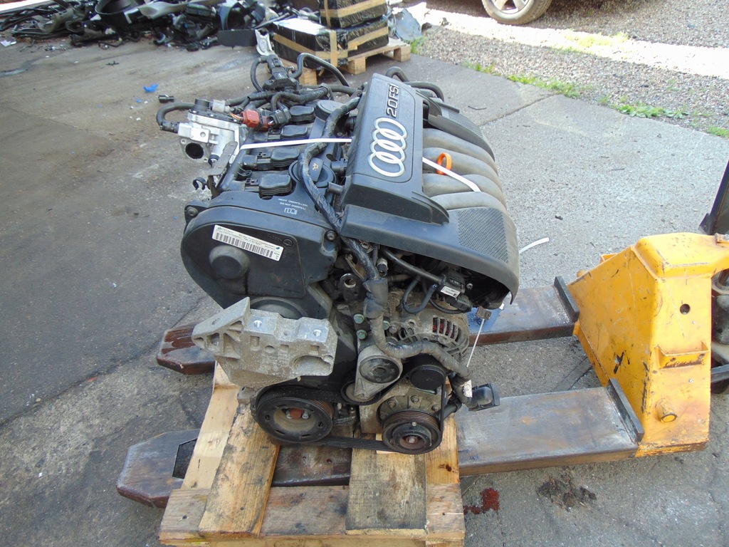 SILNIK MOTOR SŁUPEK kompletny BLX AUDI A3 8P 14BAR 2.0FSI - 15797039424 - oficjalne archiwum Allegro