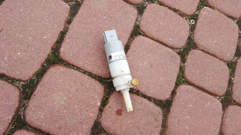 POMPA SPRYSKIWACZY OPEL INSIGNIA 13250289 - 12098582761 - oficjalne ...