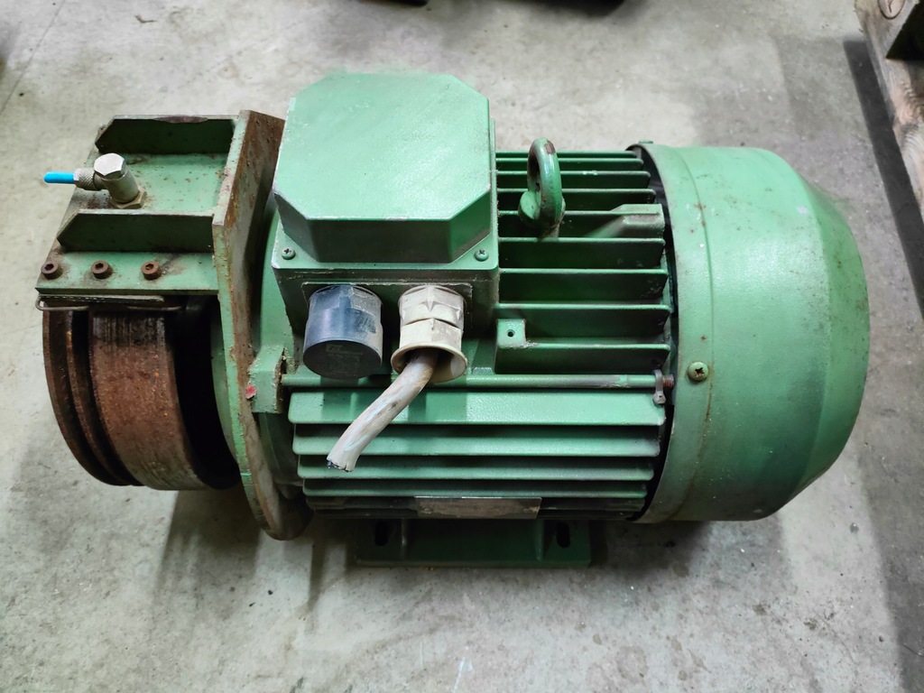 Silnik 9,2Kw 2800obr/min z hamulcem pneumatycznym - 13489752681 - oficjalne archiwum Allegro