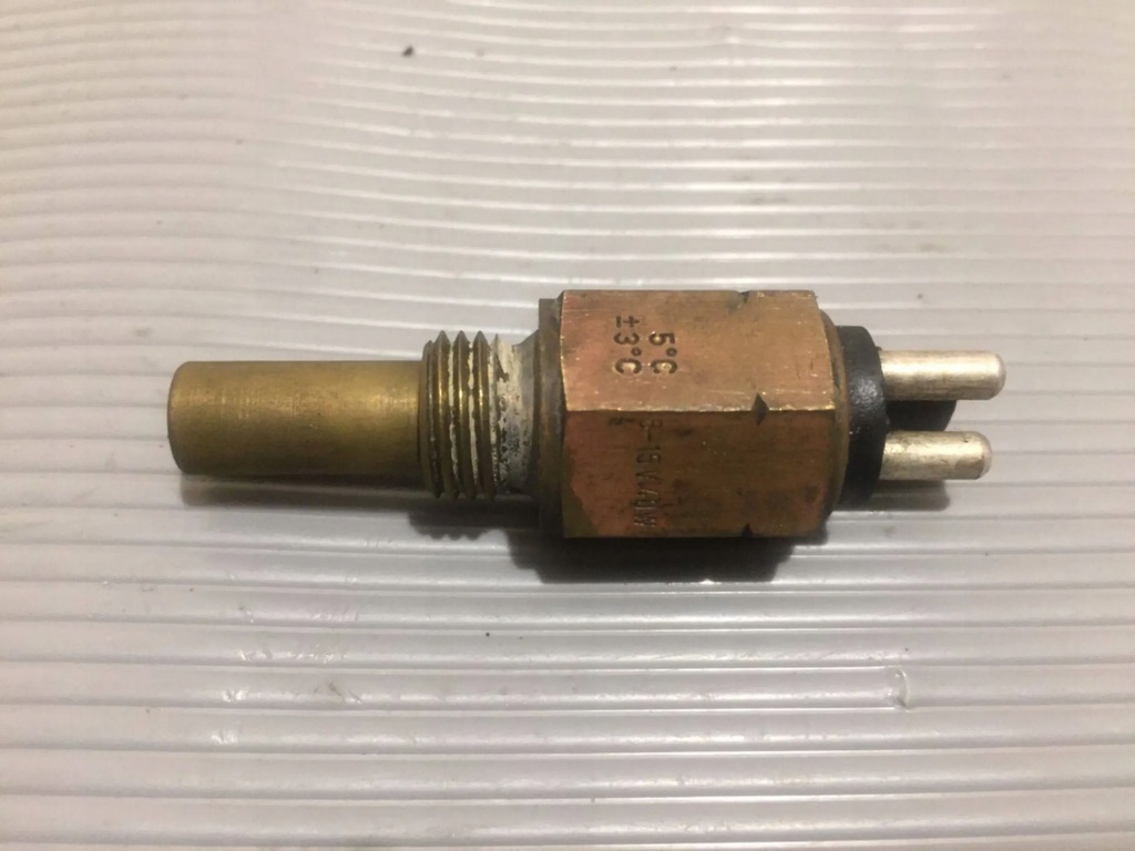 Mercedes-Benz W123 W126 Czujnik temperatury - 16890315475 - oficjalne ...