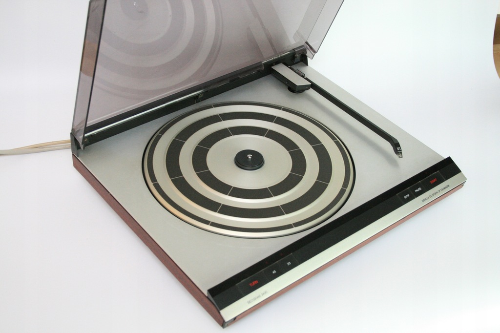 Купить Bang&Olufsen Beogram 2400 + проигрыватель MMC20E: отзывы, фото и ...