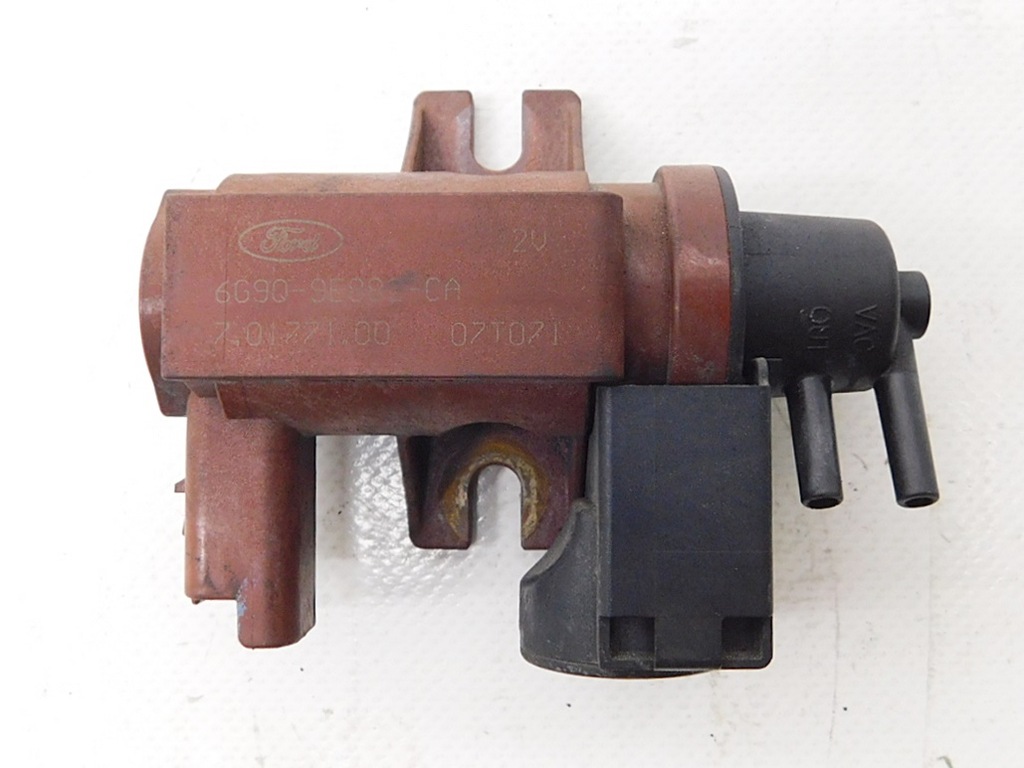 ZAWÓR PODCIŚNIENIA - Volvo C30 C70 S40 V50 2.0D - 13708420982 - oficjalne archiwum Allegro