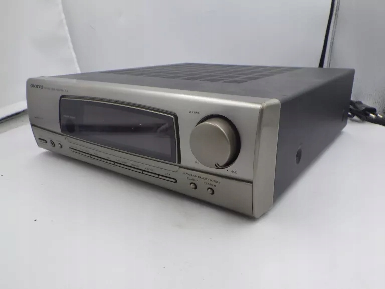 WZMACNIACZ AMPLITUNER ONKYO R-30 - 17461993587 - oficjalne archiwum Allegro