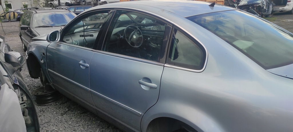 PASSAT B5 lift DRZWI TYŁ LEWE LB5S - 12649917687 - oficjalne archiwum ...