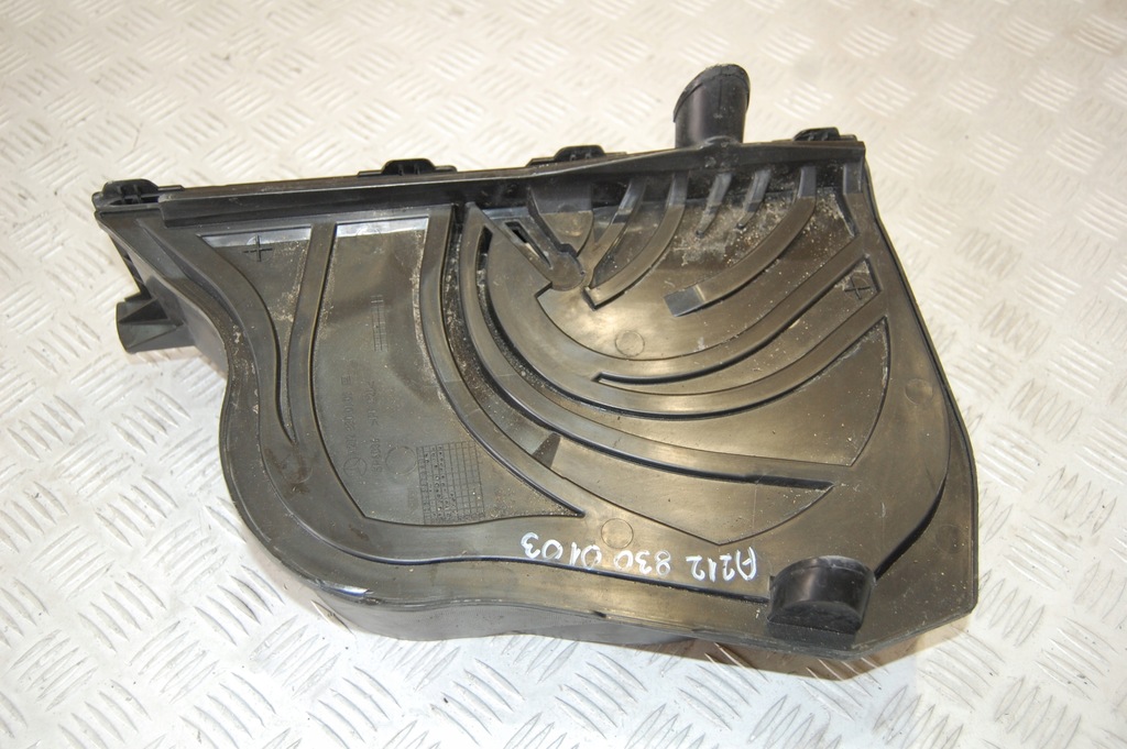 WLOT POWIETRZA E-KLASA W212 A2128300103 - 7525268104 - oficjalne ...