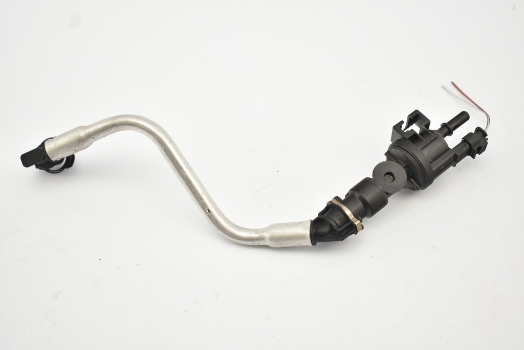 ODPOWIETRZNIK BAKU PRZEWÓD 7637268 BMW I3 I01 REX - 13457141946 ...