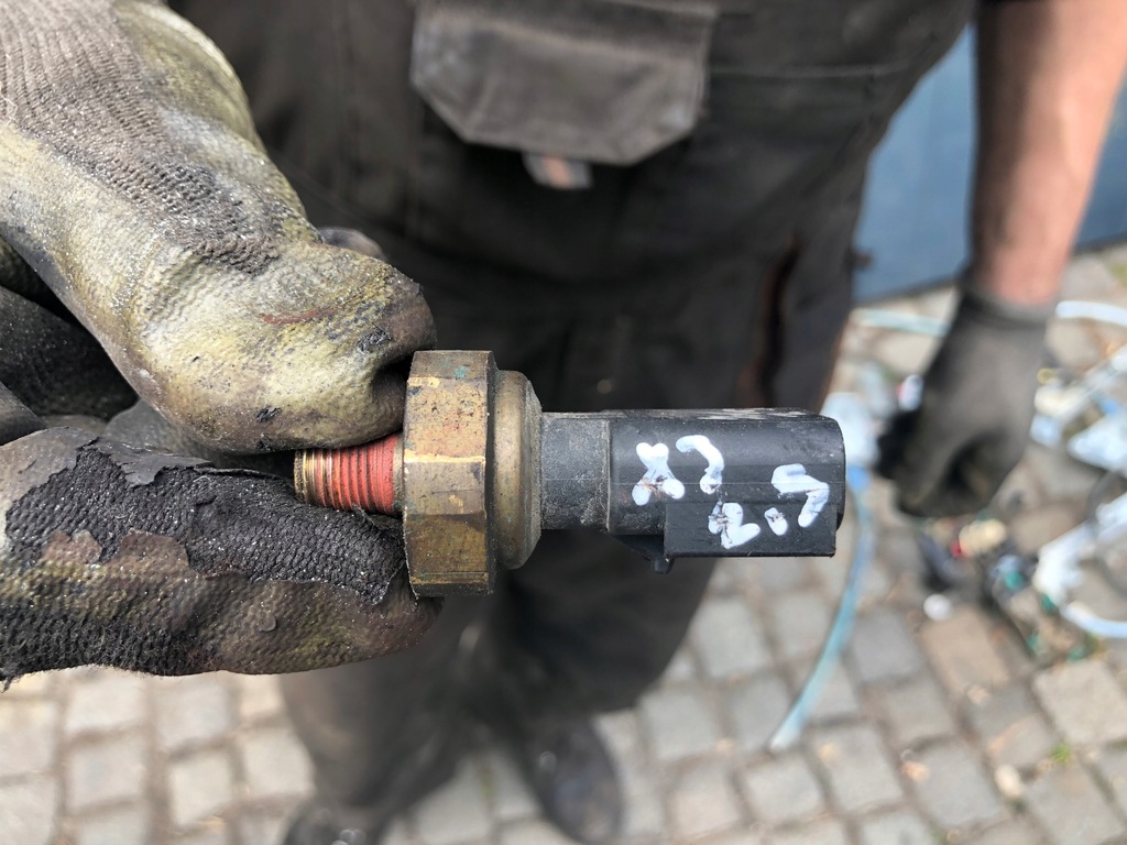 Jeep Grand Cherokee WJ XJ Czujnik ciśnienia oleju - 12246714644 ...