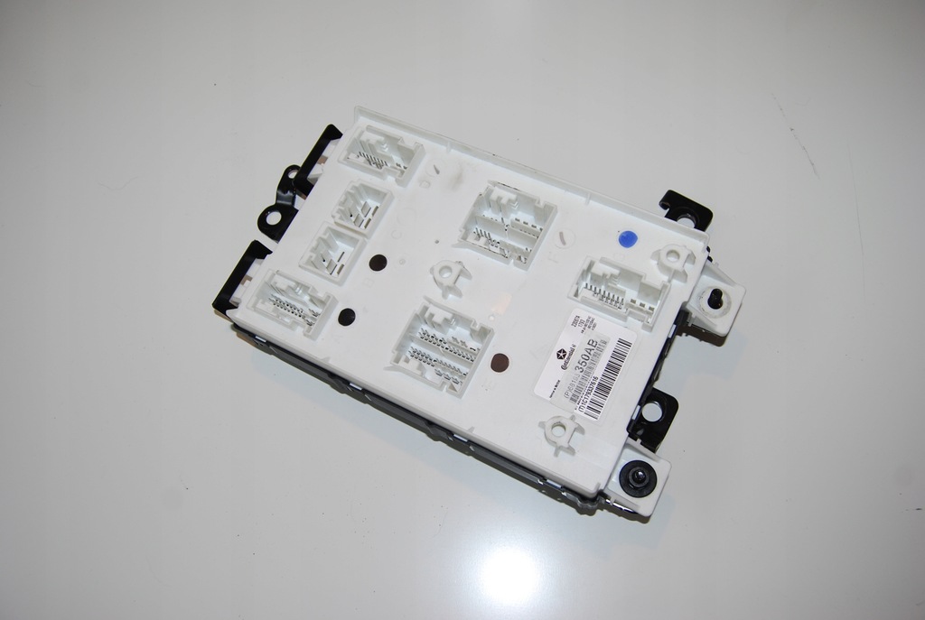 JEEP GRAND CHEROKEE WK2 MODUŁ KOMFORTU BCM - 12091224970 - oficjalne ...