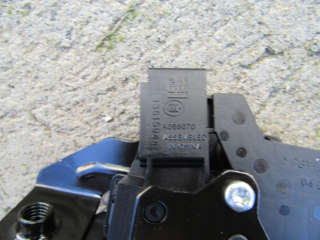 OPEL MOKKA ZAMEK KLAPY BAGAZNIKA 13515944 ORYGINAŁ - 12742020394 ...