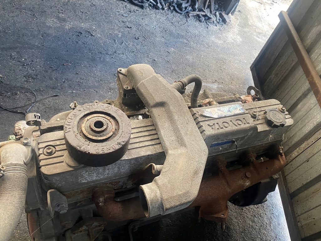 silnik wózek widłowy Toyota 13Z diesel 6cylindrowy - 12501353433 ...