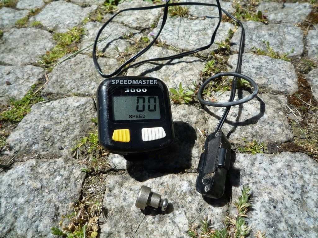 licznik rowerowy SPEEDMASTER 3000, sprawny !!! - 9339982921 - oficjalne ...
