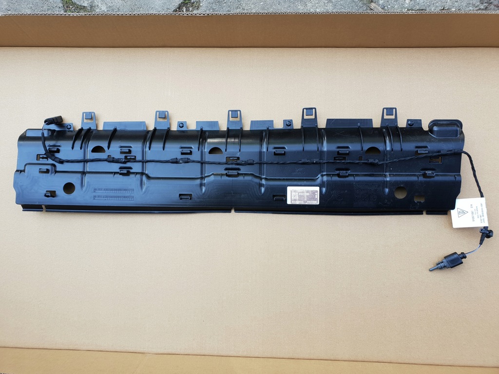 PORSCHE CAYENNE KIEROWNICA POWIETRZA 9Y0121293 - 10794973506 ...