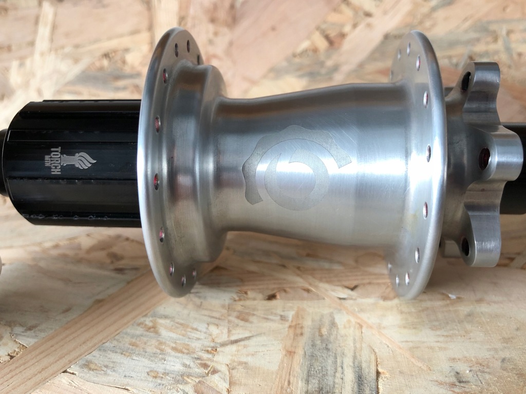 Piasty Industry Nine Torch i9 15x100 12x142 RAW - 7677862791 ...