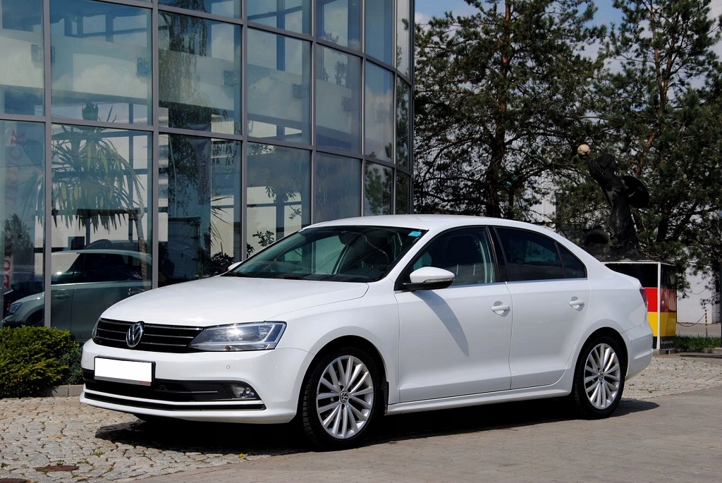 Volkswagen Jetta 2.0 TDI 150KM, Automat - 10758570497 - oficjalne ...