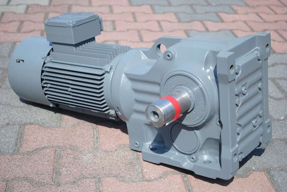 Motoreduktor kątowy 3kw. 18obr/min z hamulcem. SEW - 12183066135 - oficjalne archiwum Allegro