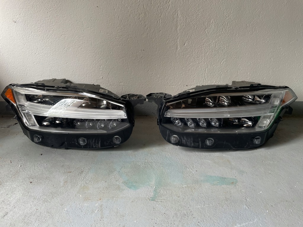 VOLVO XC90 II REFLEKTOR LEWY 31446878 USA - 12706816734 - oficjalne ...