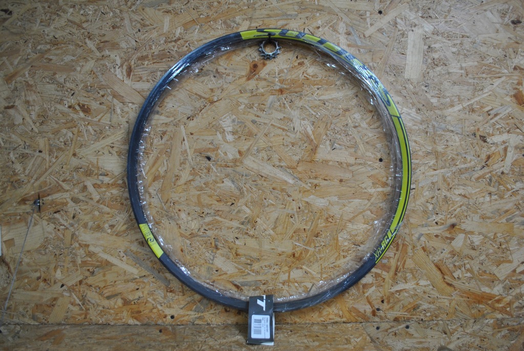 NOWA OBRĘCZ SCOTT SYNCROS XR RC 27,5 28 OTWORY 584 - 12287677716 ...