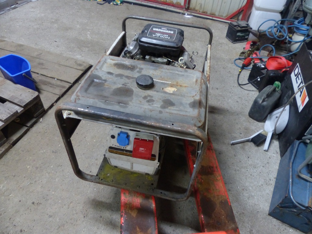 AGREGAT PRĄDOTWÓRCZY SDMO LSA 35 5KVA - 7107957543 - oficjalne archiwum ...