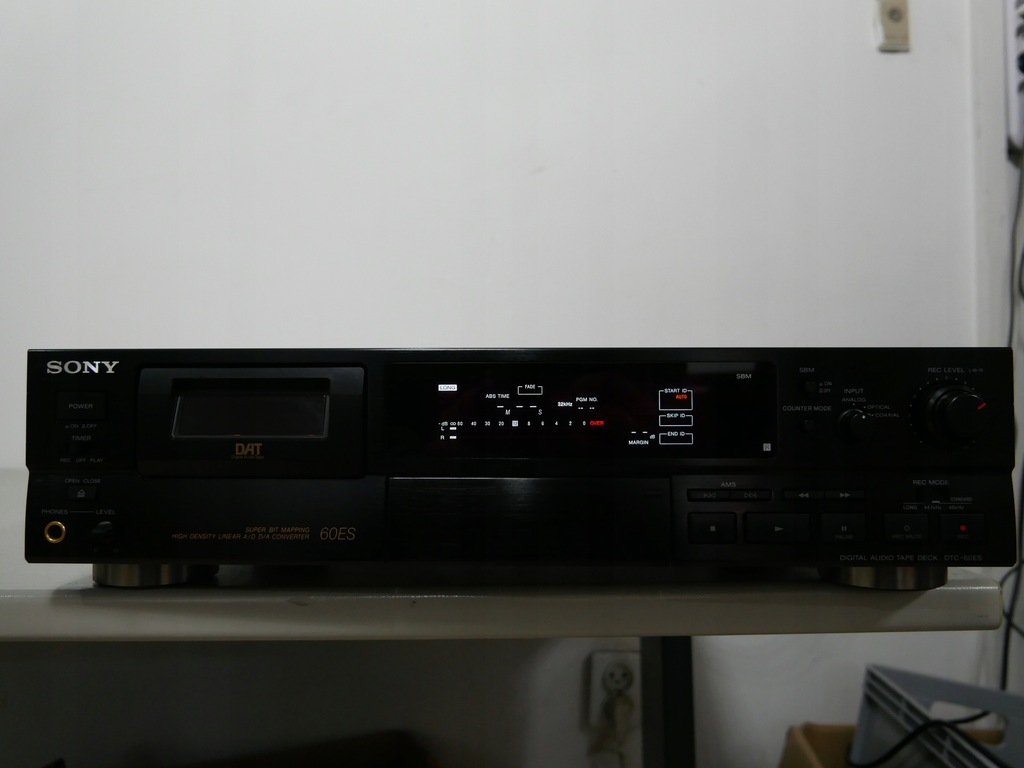 Magnetofon kasetowy Sony DTC-60ES czarny - 12753364786 - oficjalne archiwum Allegro