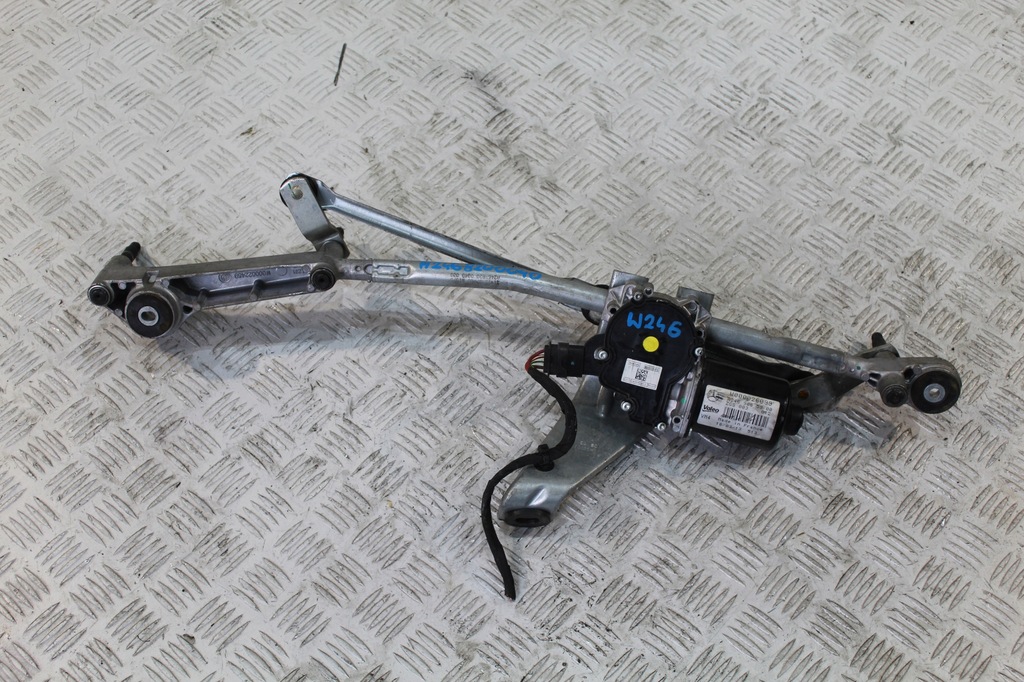 MECHANIZM WYCIERACZEK B-KLASA W246 A2468200040 - 8101283502 - oficjalne ...