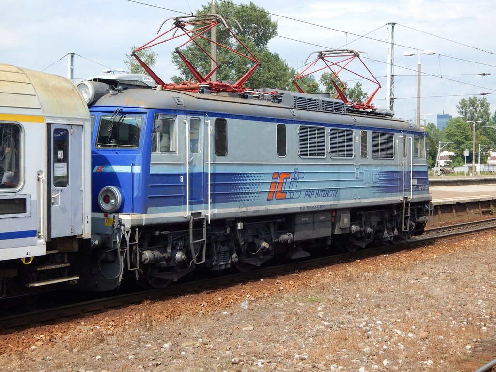 Elektrowóz EU07-343, PKP Intercity Piko 96378-2 - 9621729697 - oficjalne archiwum Allegro