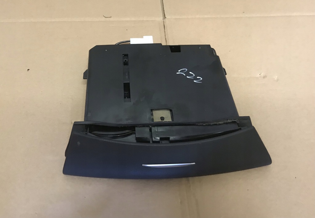 POPIELNICZKA SCHOWEK MERCEDES W222 2226800210 - 10711616473 - oficjalne ...