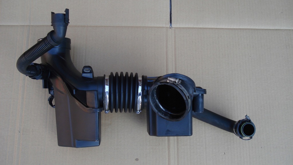 Rura dolot powietrza 857399403 BMW F34 2.0GT - 14510843040 - oficjalne ...