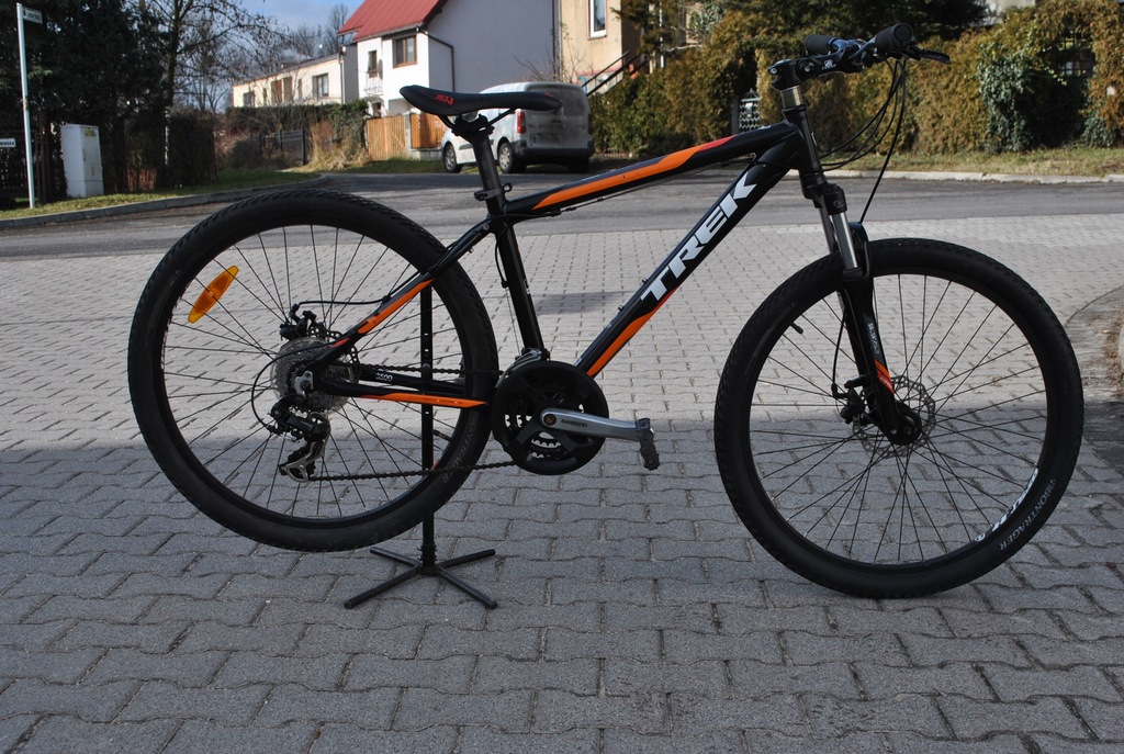 Rower TREK 3500 THREE Series 26" M 10cal DISC 26 - 13236292486 ...