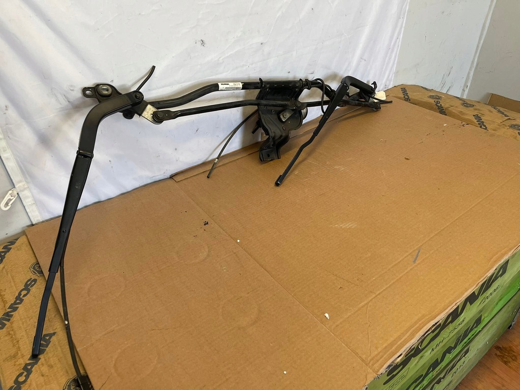 MECHANIZM WYCIERACZEK SCANIA R S 2561570 - 12087114272 - oficjalne ...