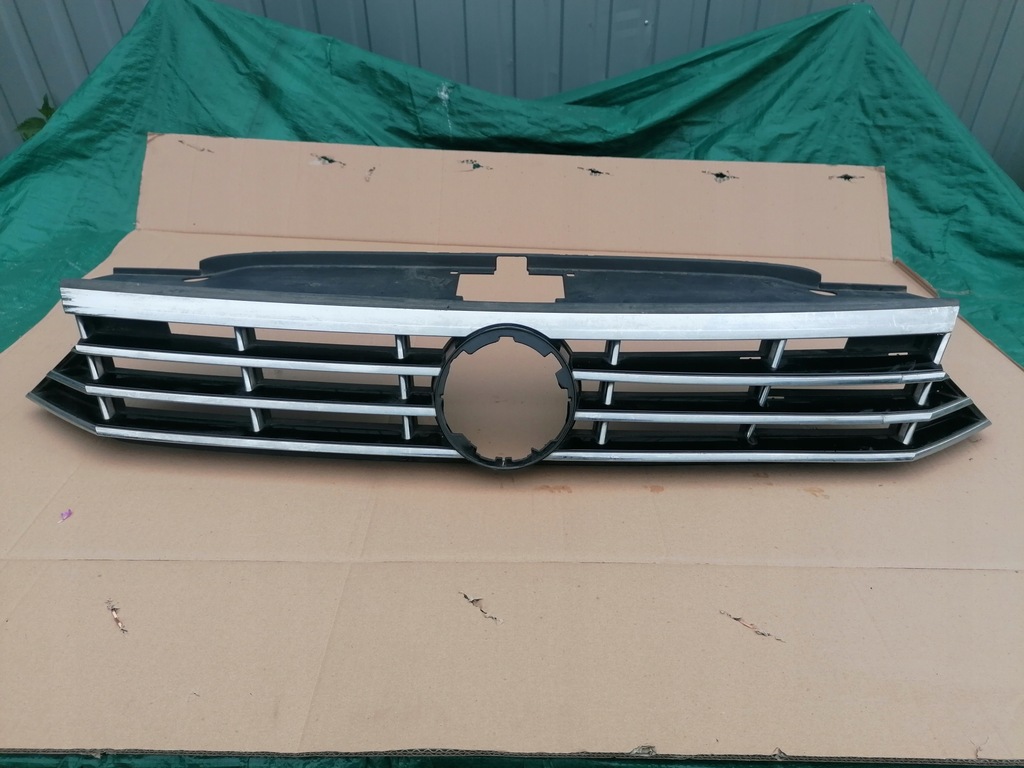 VW PASSAT B8 R-LINE GRILL ATRAPA - 13738413859 - oficjalne archiwum Allegro