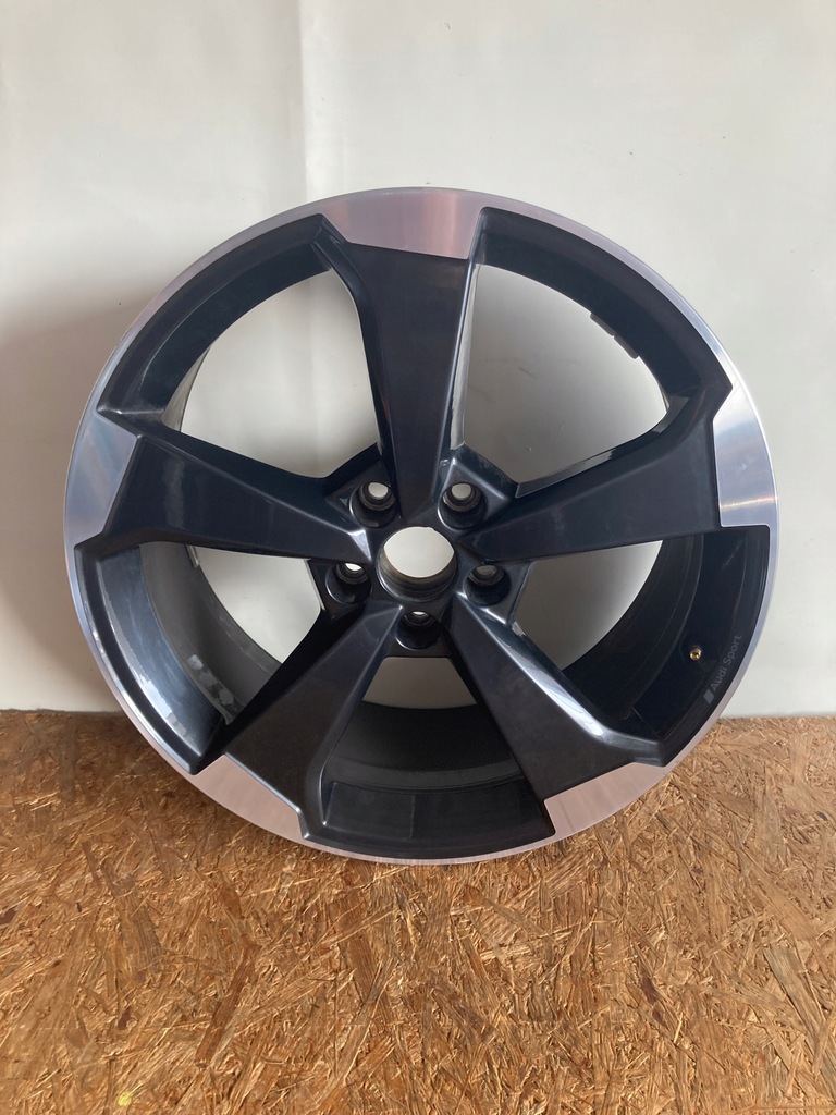 AUDI Q2 81A S LINE SQ2 FELGA ROTOR 8x19 81A601025M - 12548106042 - oficjalne archiwum Allegro