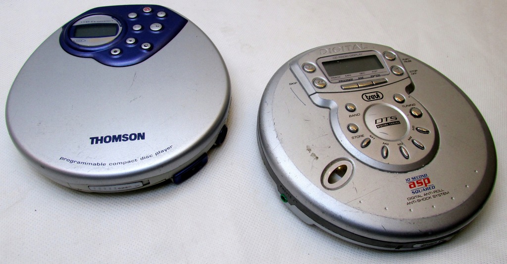 Discman Thomson i TREVI Uszkodzone na części 2 szt - 13381097346 ...