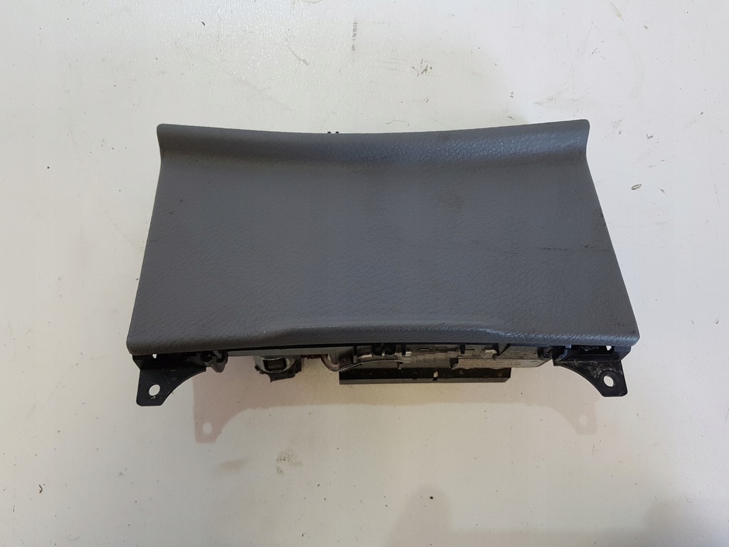 MERCEDES W221 schowek popielniczka - 9246546364 - oficjalne archiwum ...