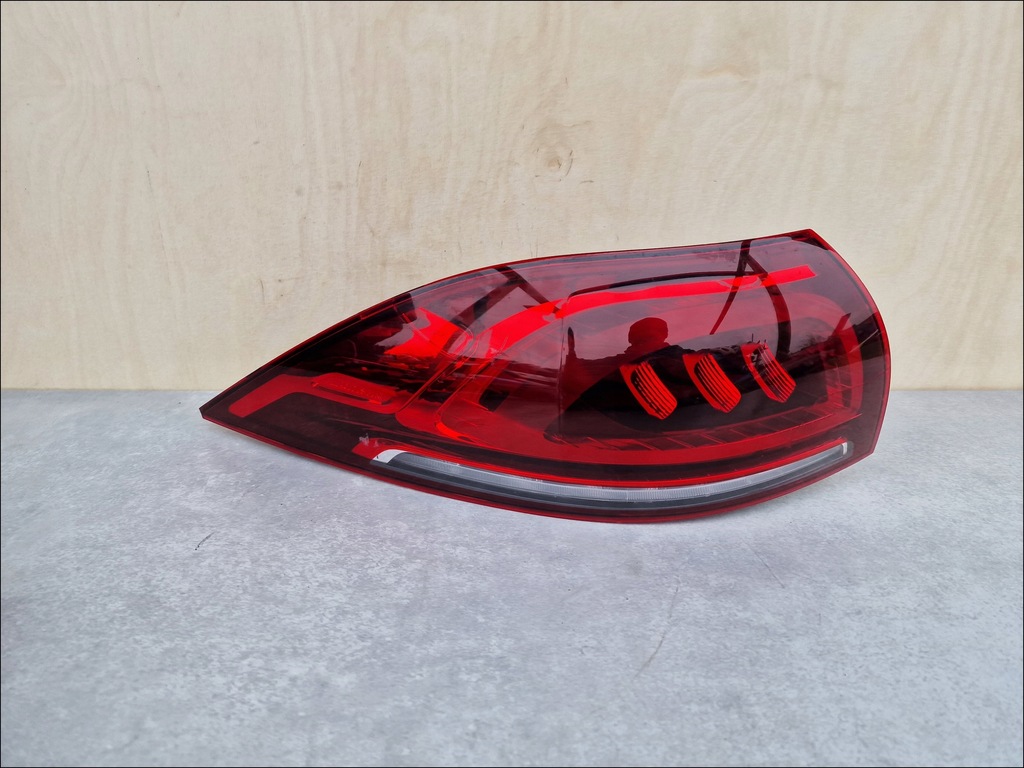 MERCEDES GLE W167 LEWA LAMPA W BŁOTNIK TYŁ LED A1679061007 K140/093 ...
