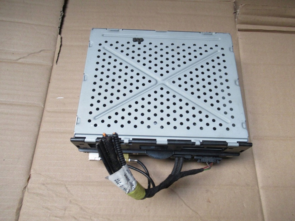 AUDI A6 C6 TUNER MODUŁ RADIA 4F0035541H - 12940470745 - oficjalne archiwum Allegro