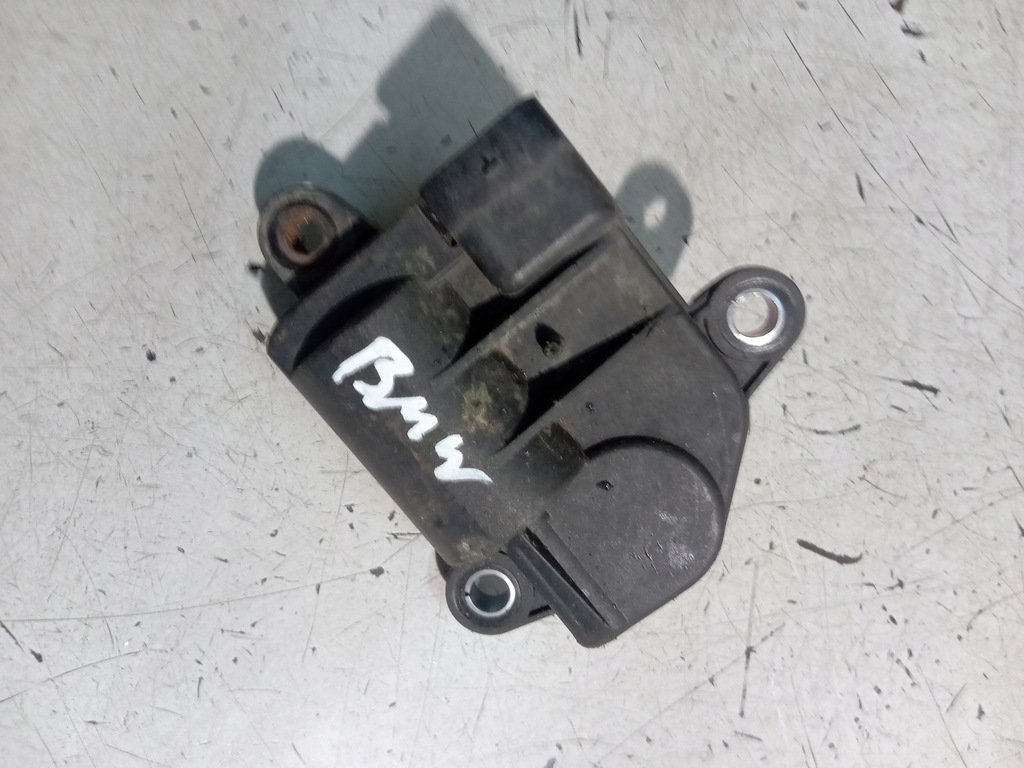 BMW 1 F20 SILNICZEK PRZEPUSTNICY WYDECHU 8632154 - 11929442257 ...