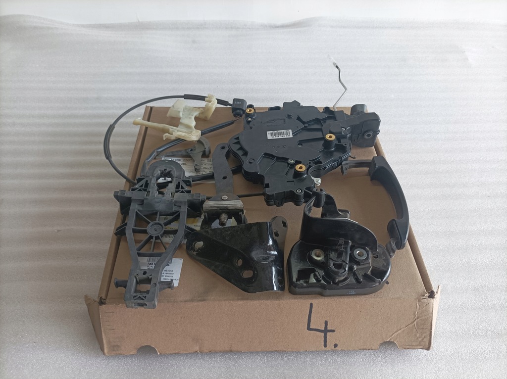 VW T5 T6 ZAMEK DRZWI PRZESUWNYCH LEWY 7E0843653BL - 13978566643 ...