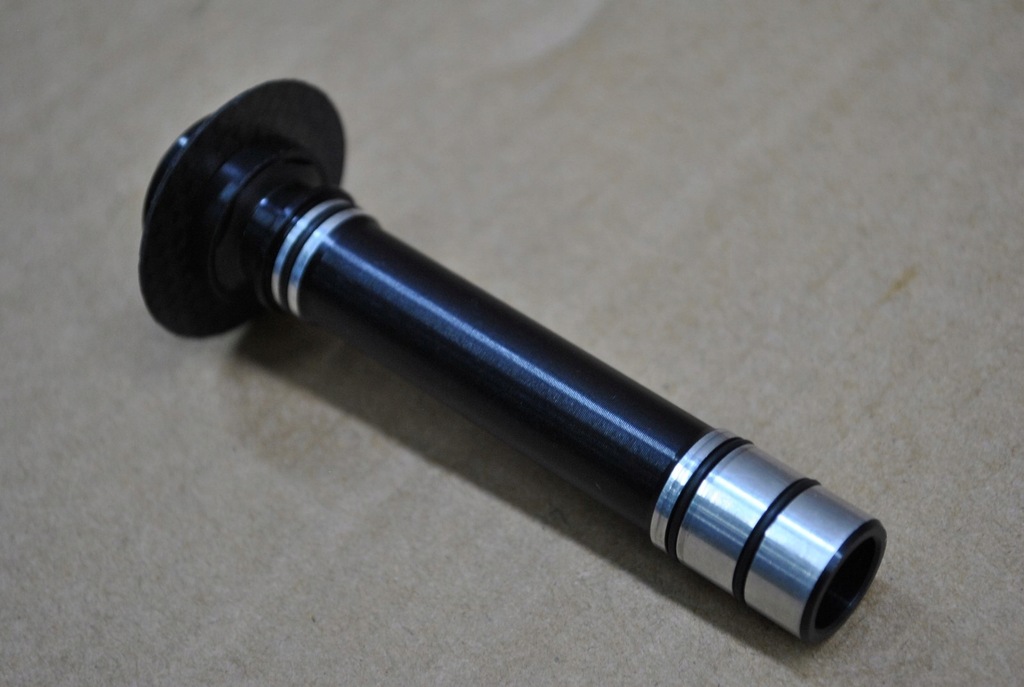 MAVIC R-Sys SL - oś piasty przód Tracomp 9x100 - 7736451276 - oficjalne archiwum Allegro