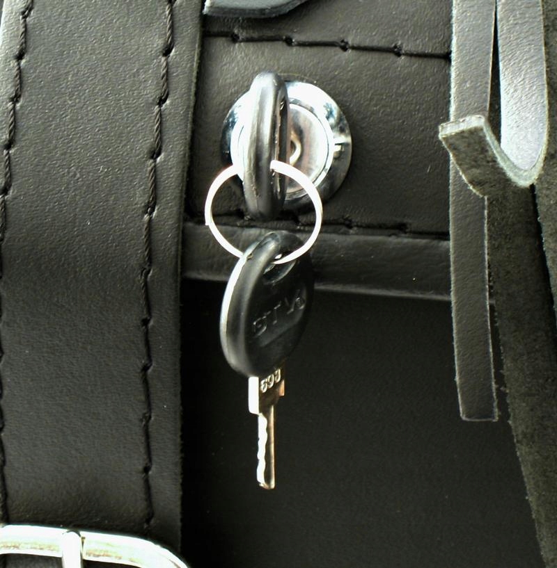 Купить КОЖАНАЯ СУМКА-ЧОППЕР 50см С КОЖАНЫМИ МОЛНИЯМИ-ЧОППЕРАМИ: отзывы ...