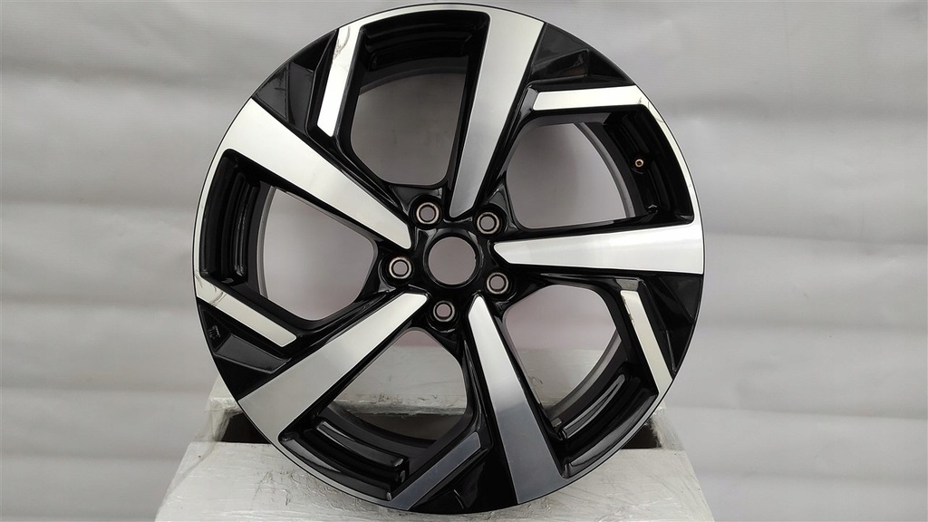FELGA NISSAN QASHQAI J11 II 19 CALI 7J AC4CH-T6 - 13025848382 - oficjalne archiwum Allegro