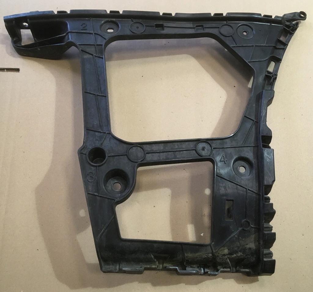 Audi Q7 4M ślizg zderzaka tył prawy 4M0807454 - 12939711659 - oficjalne ...