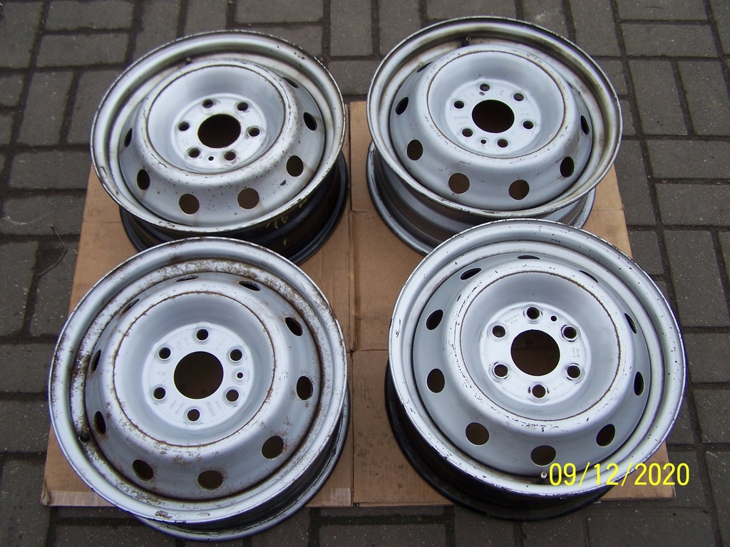 felga-stalowa-16-iveco-et68-10005810855-oficjalne-archiwum-allegro