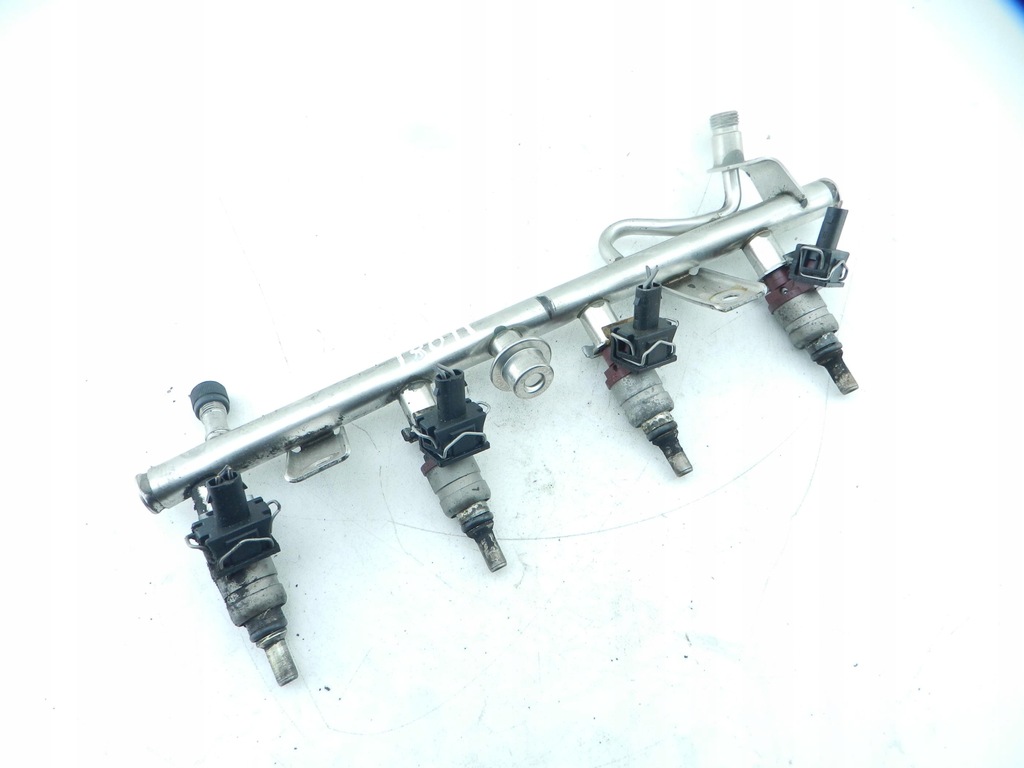 LISTWA WTRYSKOWA MERCEDES W204 C180 2710780023 1.8 - 12247392716 ...