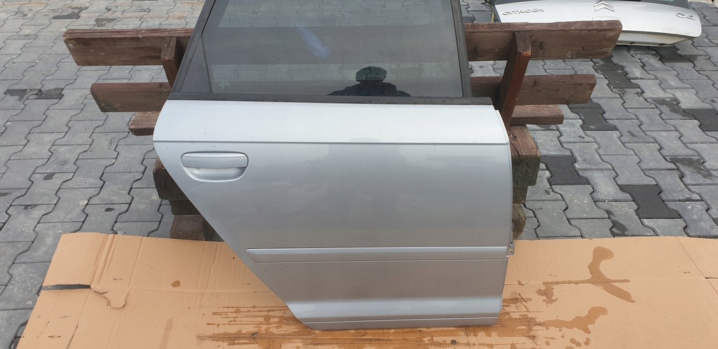 PRAWE TYLNE DRZWI AUDI A3 8P - 13619610339 - oficjalne archiwum Allegro