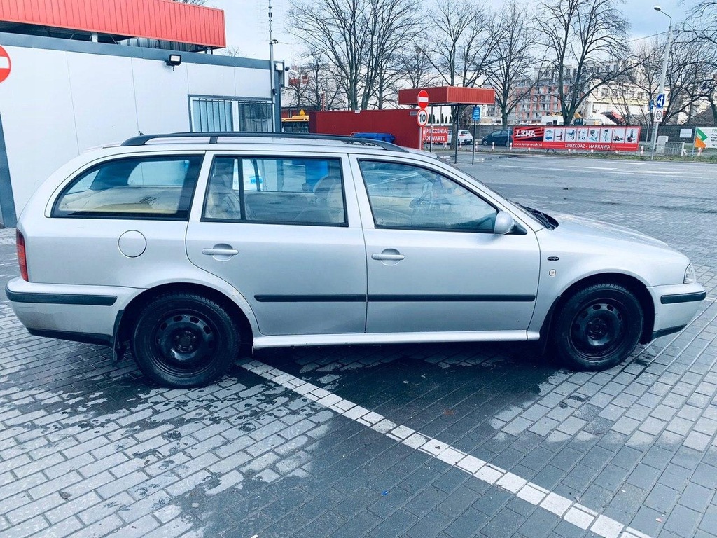 SKODA OCTAVIA I Combi (1U5) 1.9 TDI 110 KM - 8998604927 - oficjalne archiwum Allegro