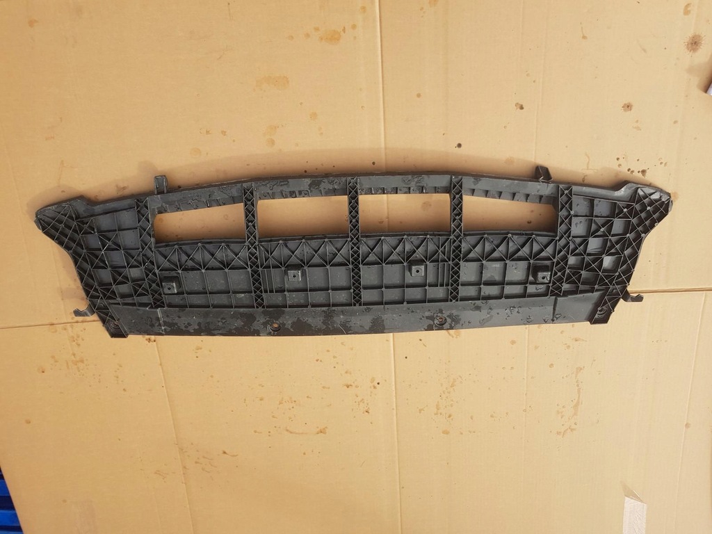 AUDI Q5 OSŁONA POD ZDERZAK 8R0807233 - 9175734986 - oficjalne archiwum ...